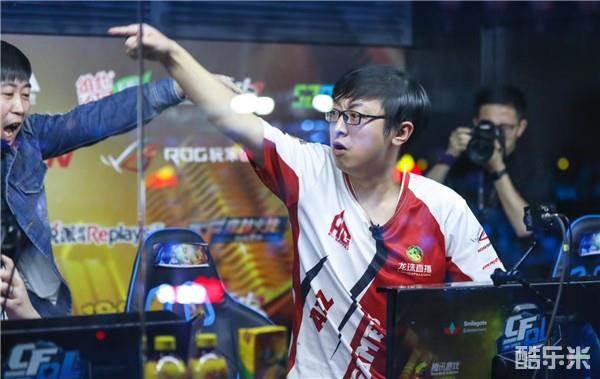 CFPL S12总决赛综述 情久夺冠贺CF十年巨制 - 穿越火线 - 酷乐米